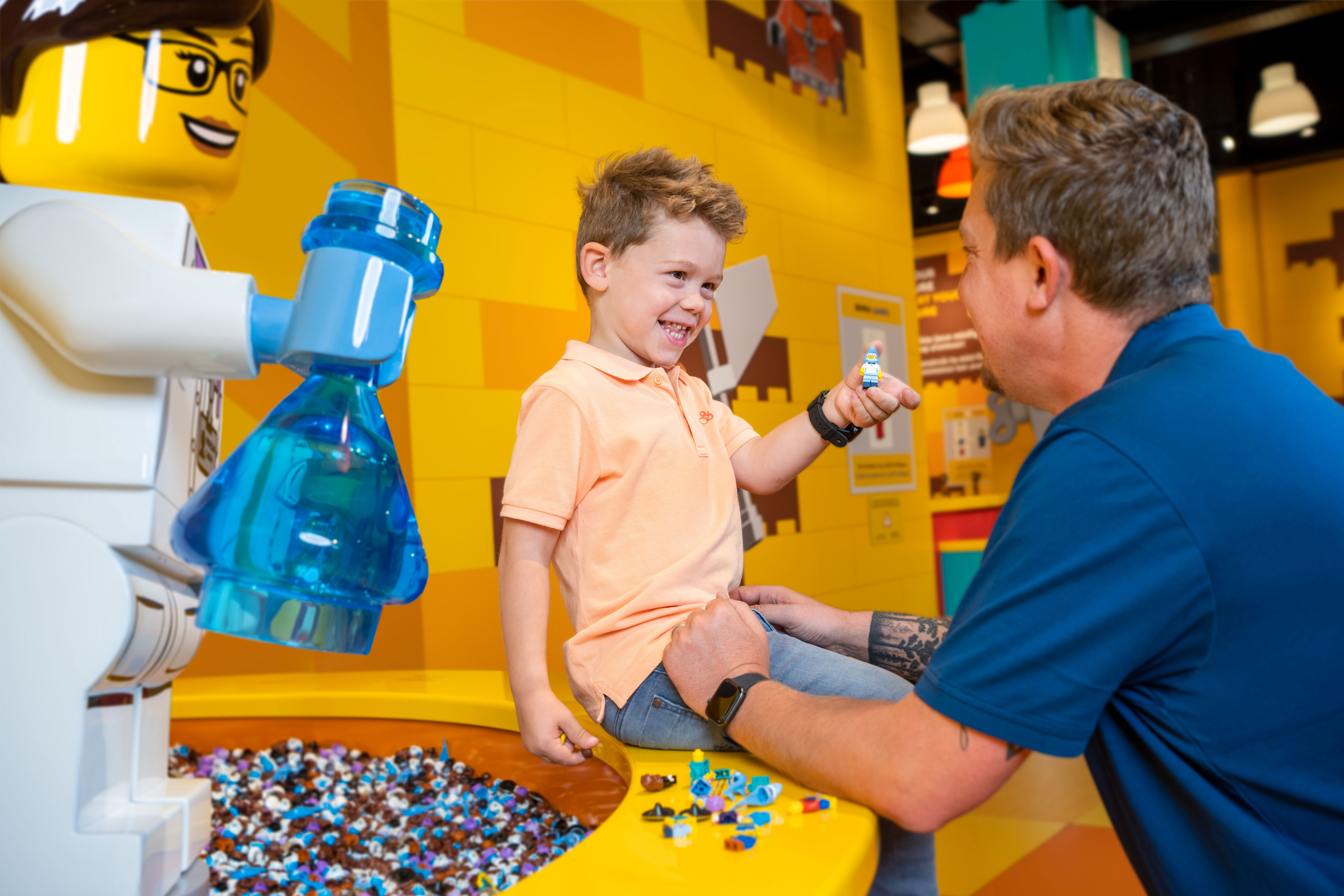 Minifigure Creator | LEGO® Discovery Center Boston
